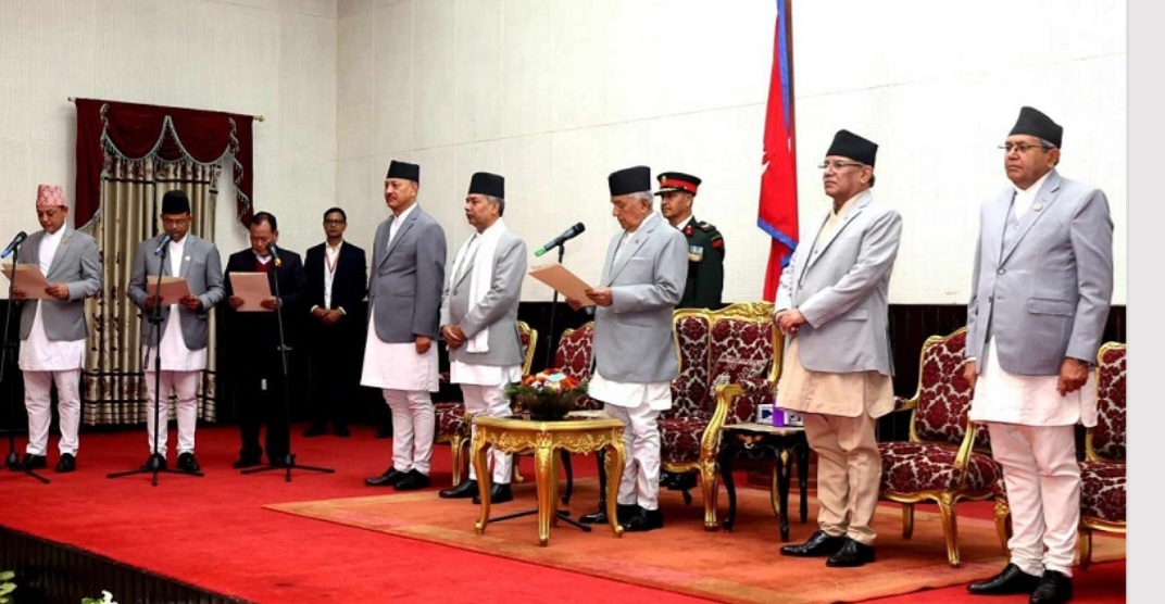 नवनियुक्त तीन मन्त्रीले लिए शपथ - बुटवल डायरी :: Butwal FM