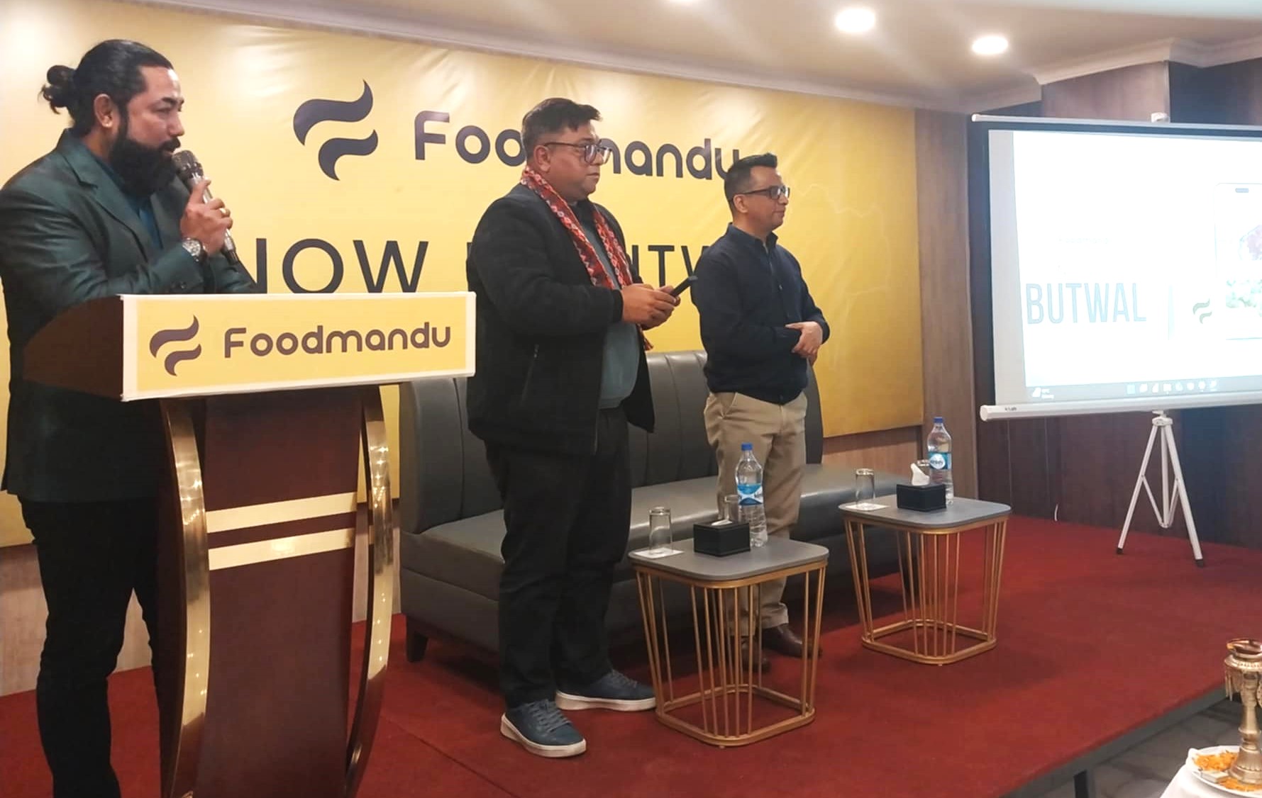 फुडमाण्डुको चौथो शाखा बुटवलमा - बुटवल डायरी :: Butwal FM